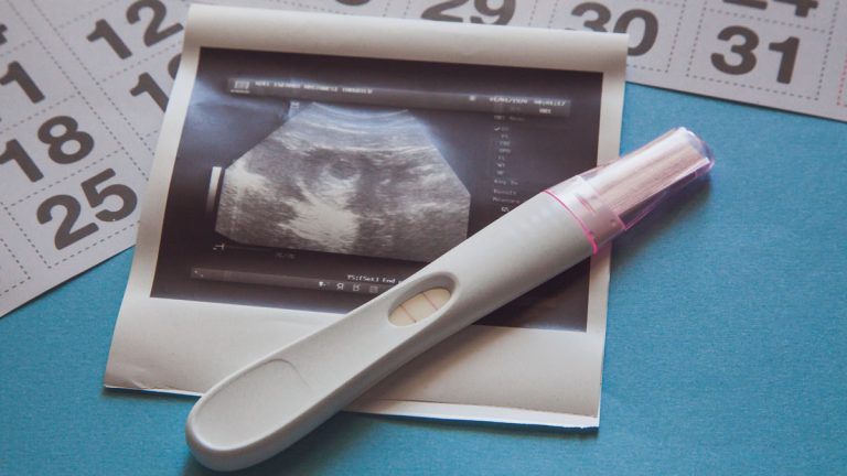 Fecundarea ovulului: Cât durează prima etapă a sarcinii - Dr. Adela Șerban